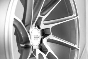 BM15 Brushed Silver - Savini Wheels