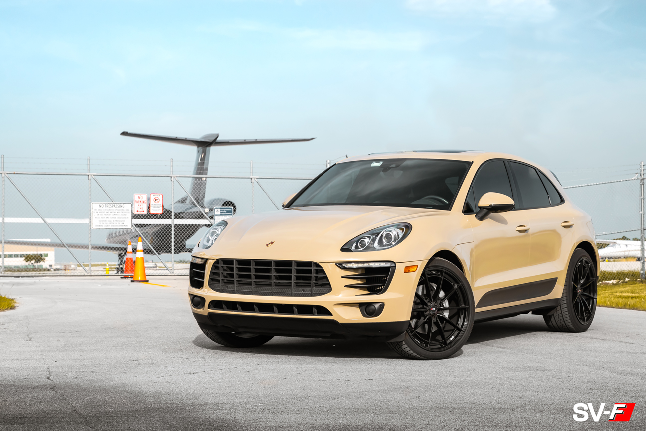 SV-F1 Gloss Black - Savini Wheels