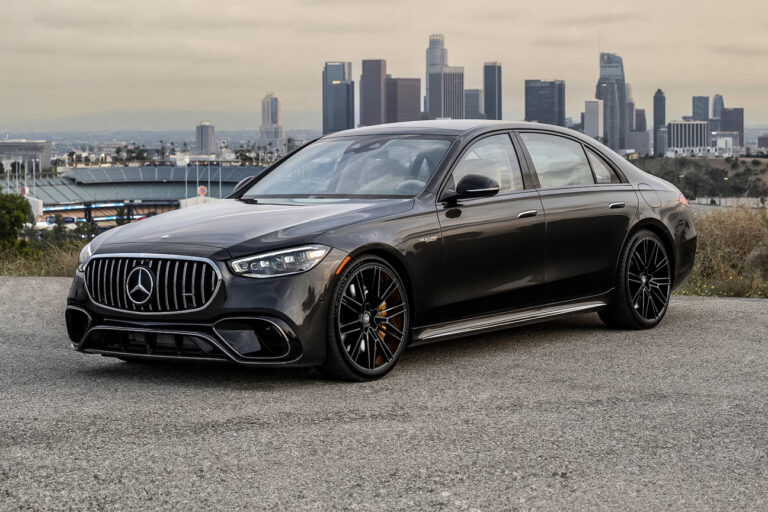 BM18 Gloss Black - Savini Wheels